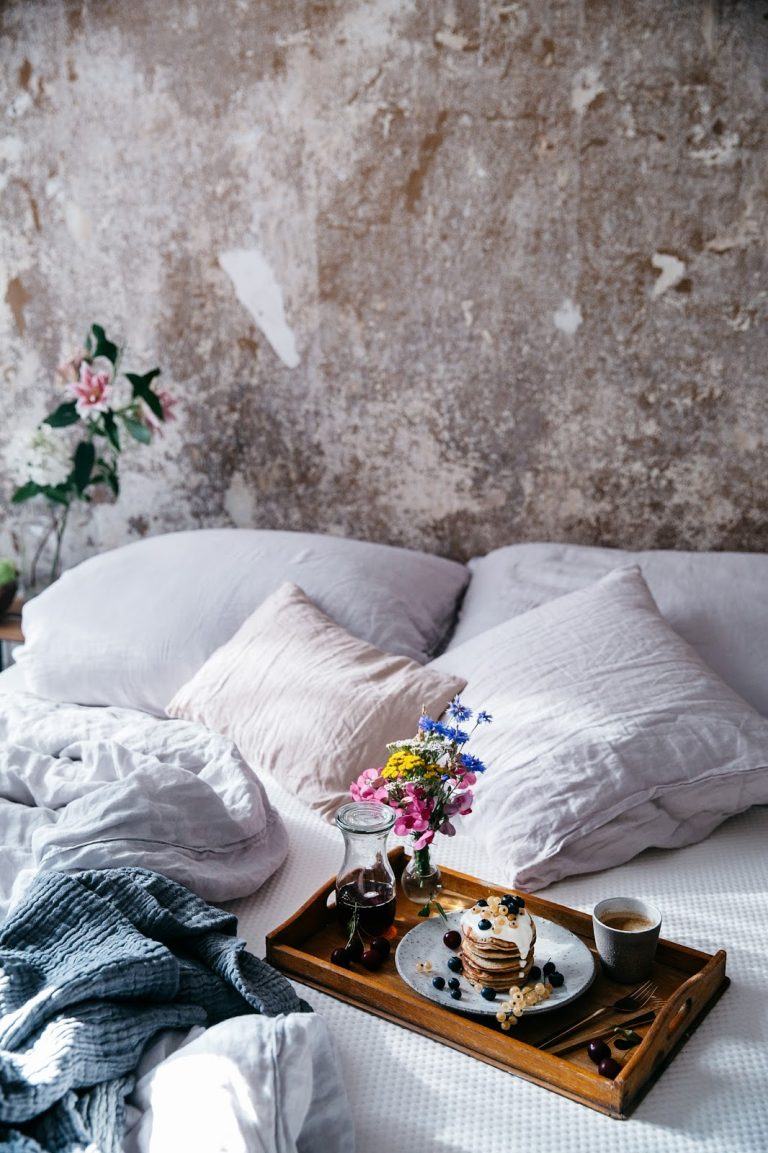 Breakfast in bed with our new comfortable Muun Mattress & delicious and ...