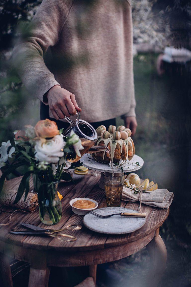 Gluten-free Matcha Bundt Cake with Matcha-Lemon Curd-Macarons - Our ...