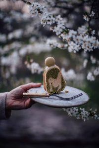 Gluten-free Matcha Bundt Cake with Matcha-Lemon Curd-Macarons - Our ...