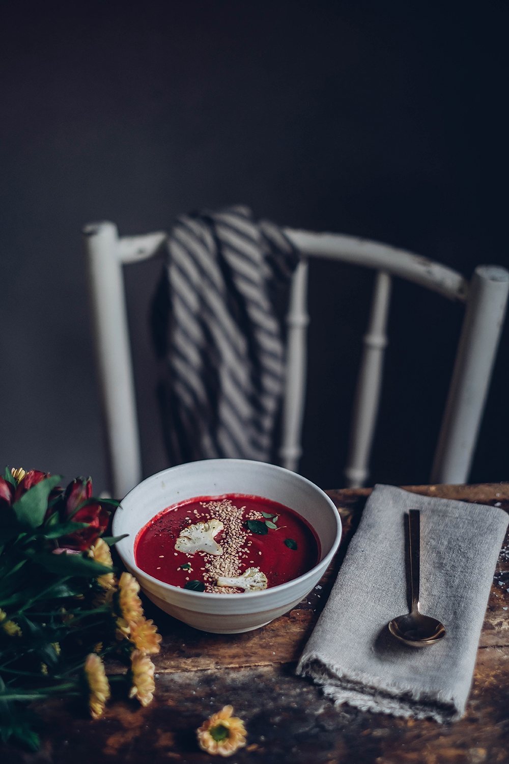Kale Salad, Beetroot Soup and the new Vegetarian Cookbook from EDEKA ...