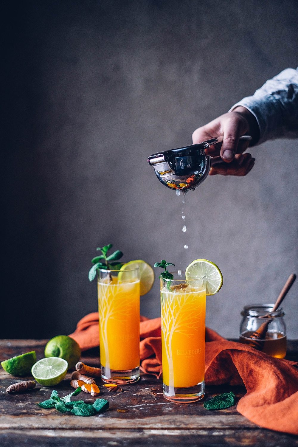 Superfood Cocktails with Kale und Turmeric - Our Food Stories